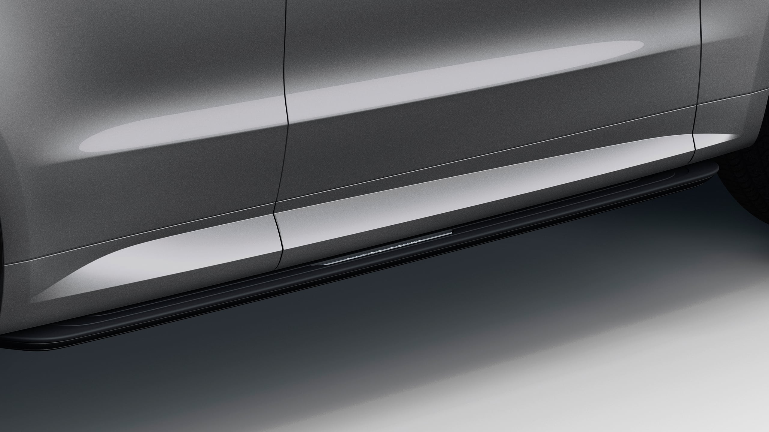 Range Rover, Discovery & Defender Side Steps | Land Rover UK