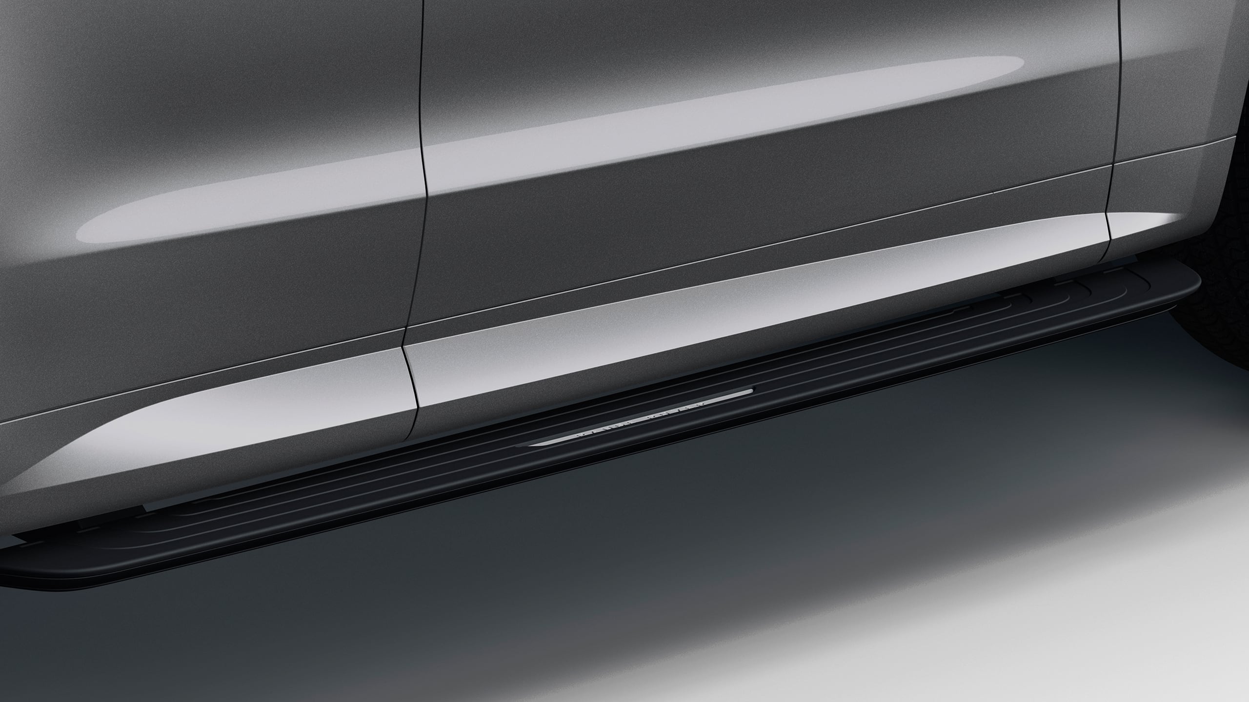 Range Rover, Discovery & Defender Side Steps | Land Rover UK