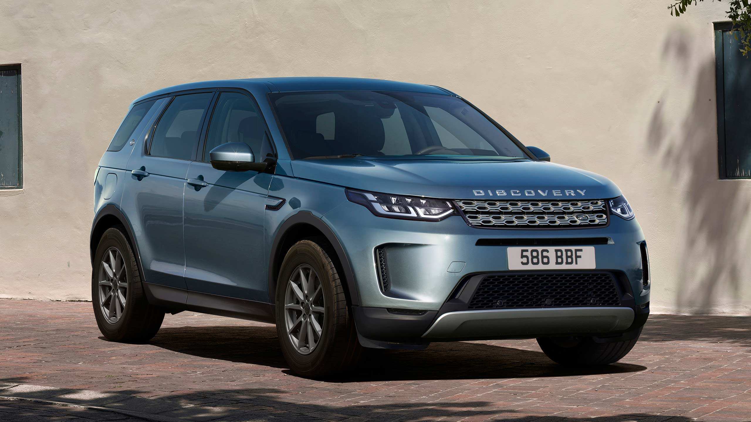 Business Lease Offers - Discovery Sport- Land Rover UK