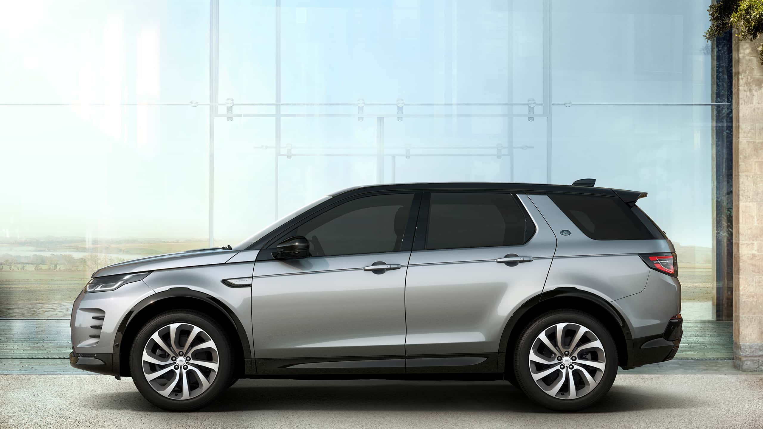 Discovery Sport 2024 | Versatile compact SUV | Discovery