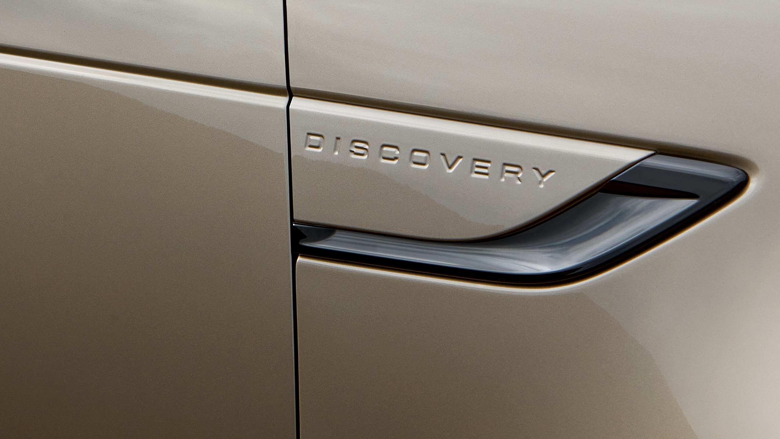Discovery 2024 | Versatile, 7 seat Family SUV | Discovery