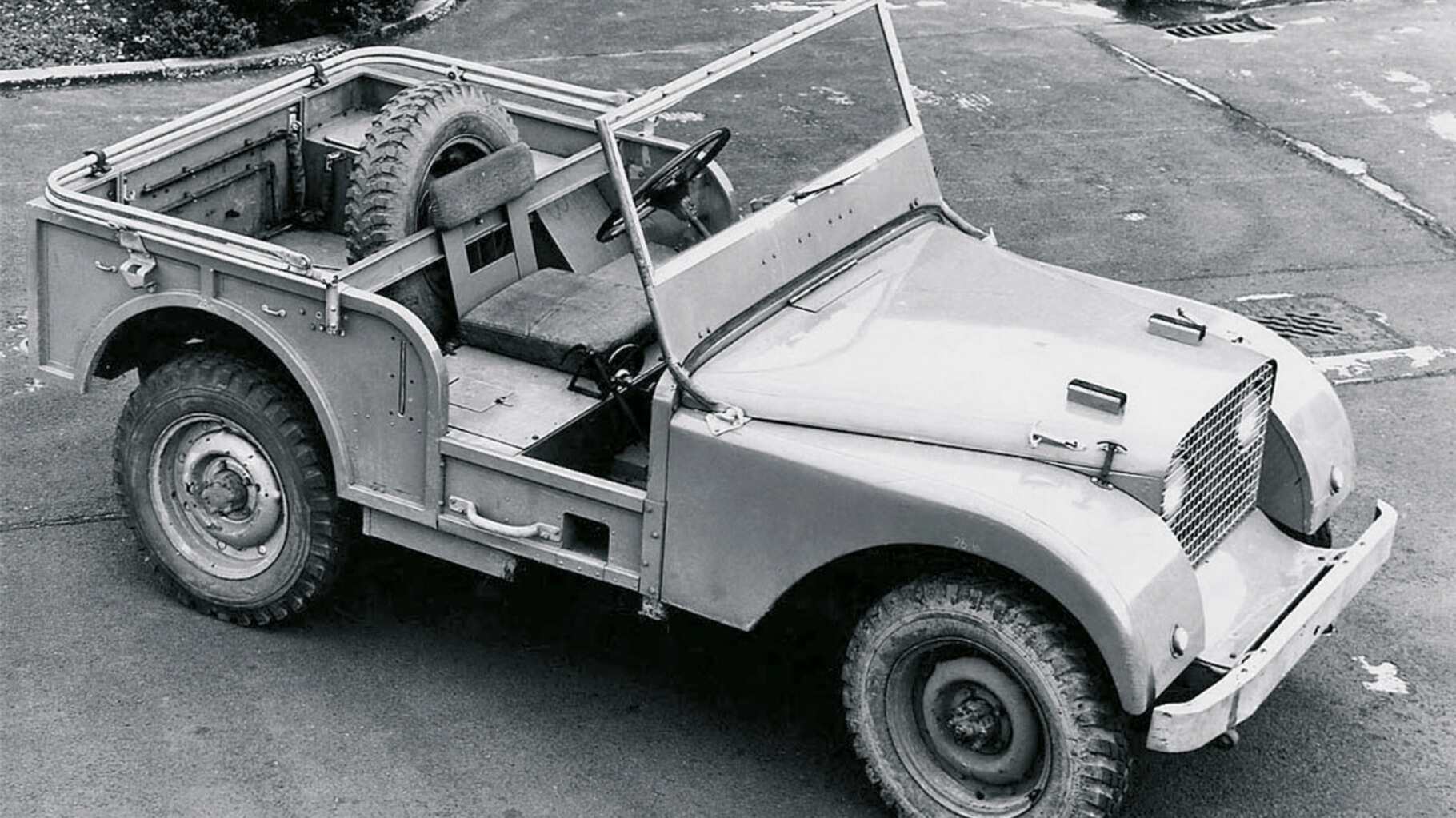 History Of The Defender - Series One To Present Day | One Life | Land ...