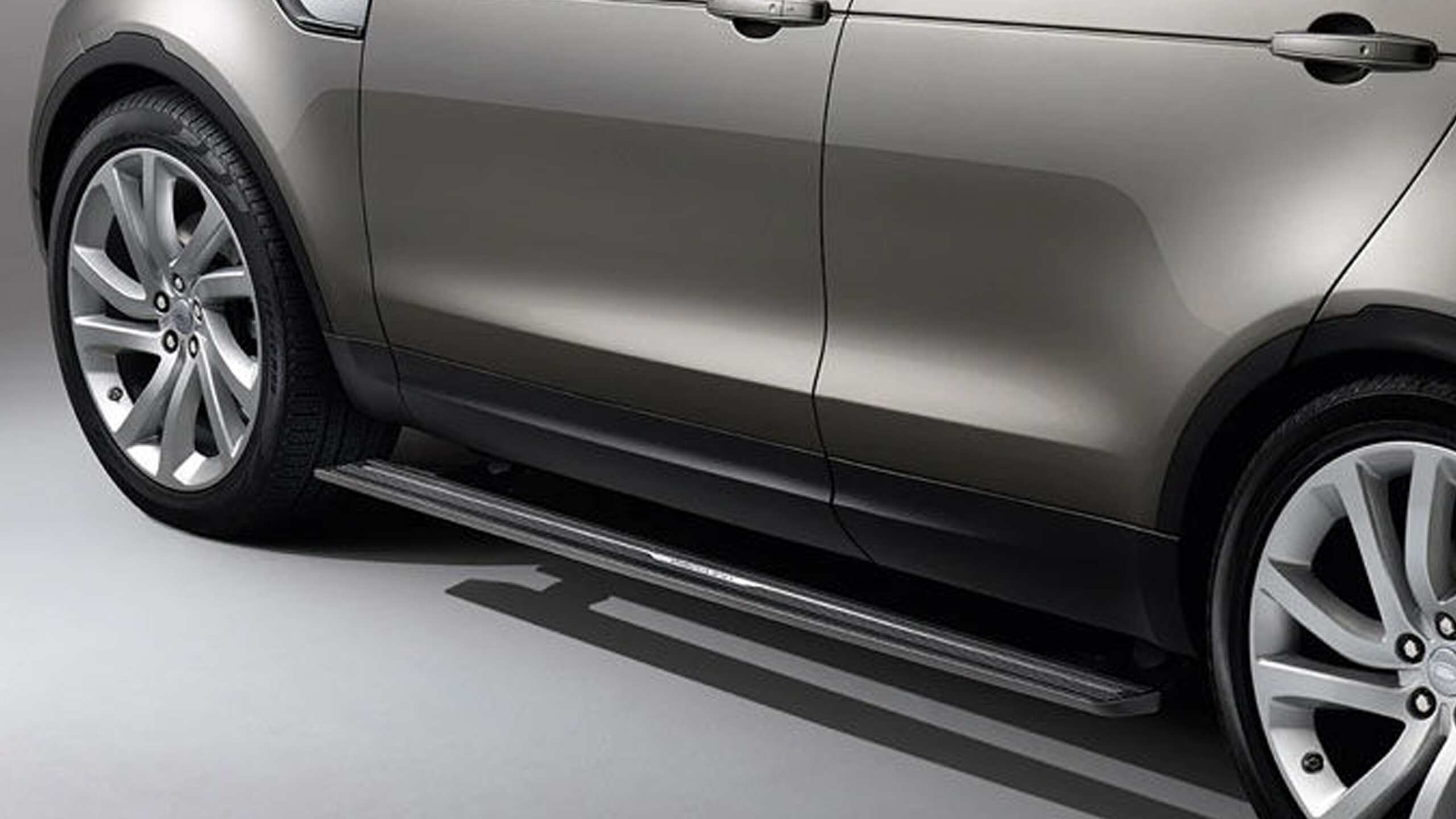 Side Steps - Land Rover UK